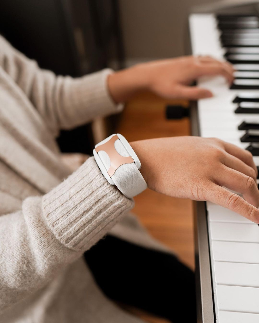 Apollo Neuro: The Wearable for Calm and Therapeutic Rest - Breathe Miami